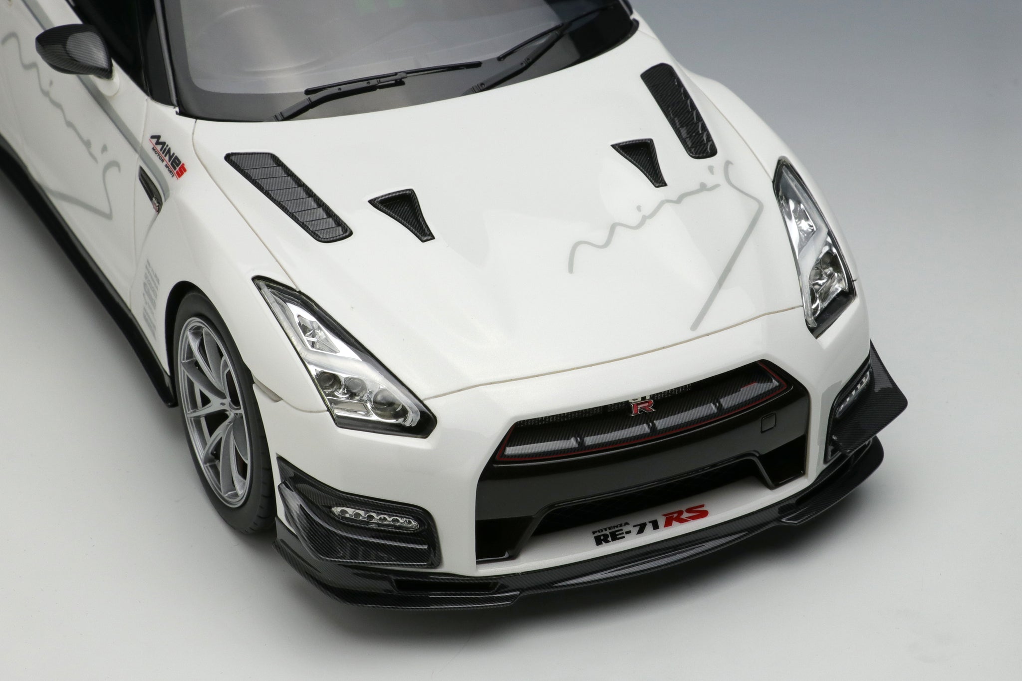 Limited Edition 1/18 MINE'S R35 Demo Car – builtbylegends