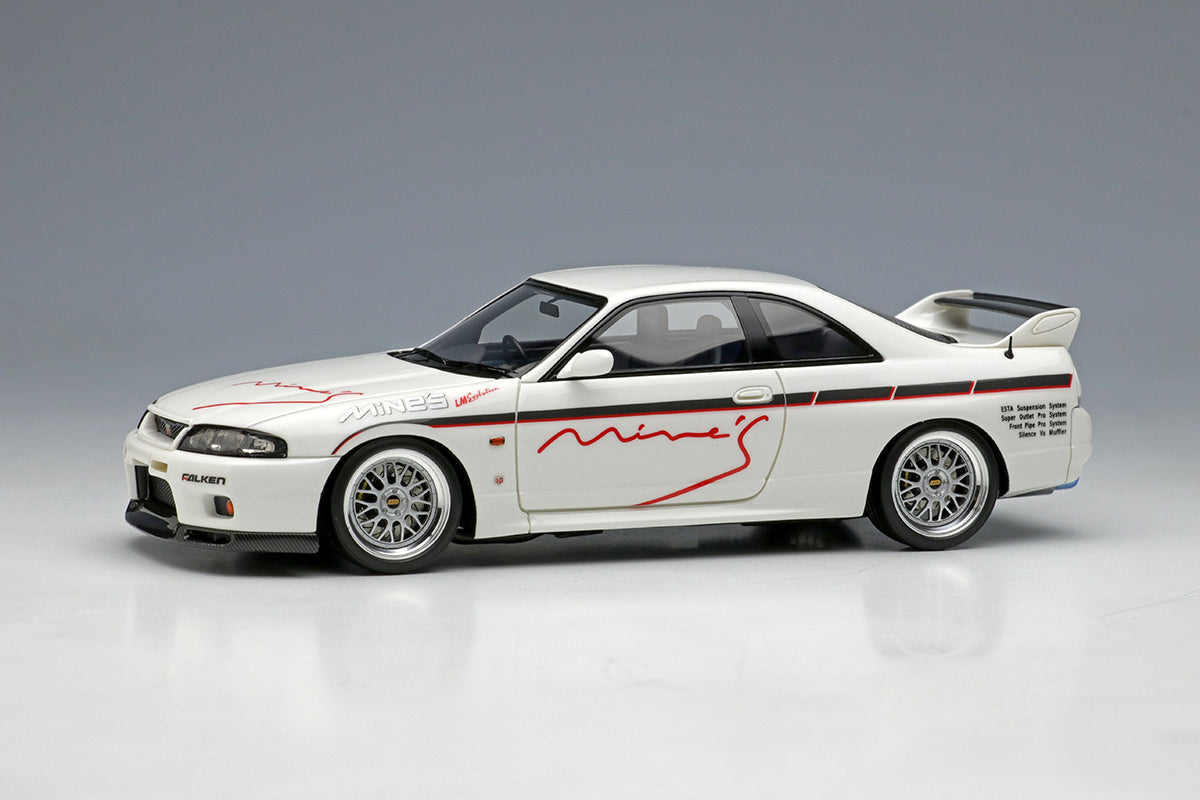 1/43 MINE'S R33 Demo Car in White – builtbylegends